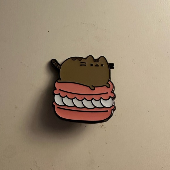 Pusheen | Accessories | Culturefly Pusheen Spring Sweets Mystery Pin ...